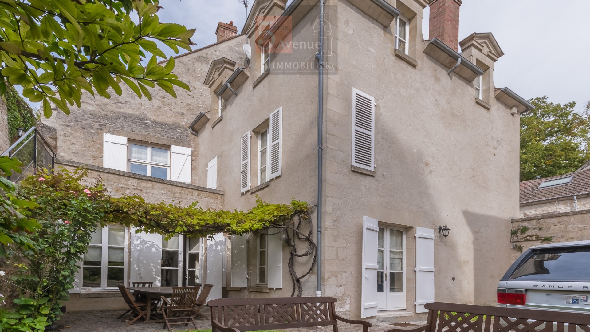 Location Maison Senlis | Ventana Blog