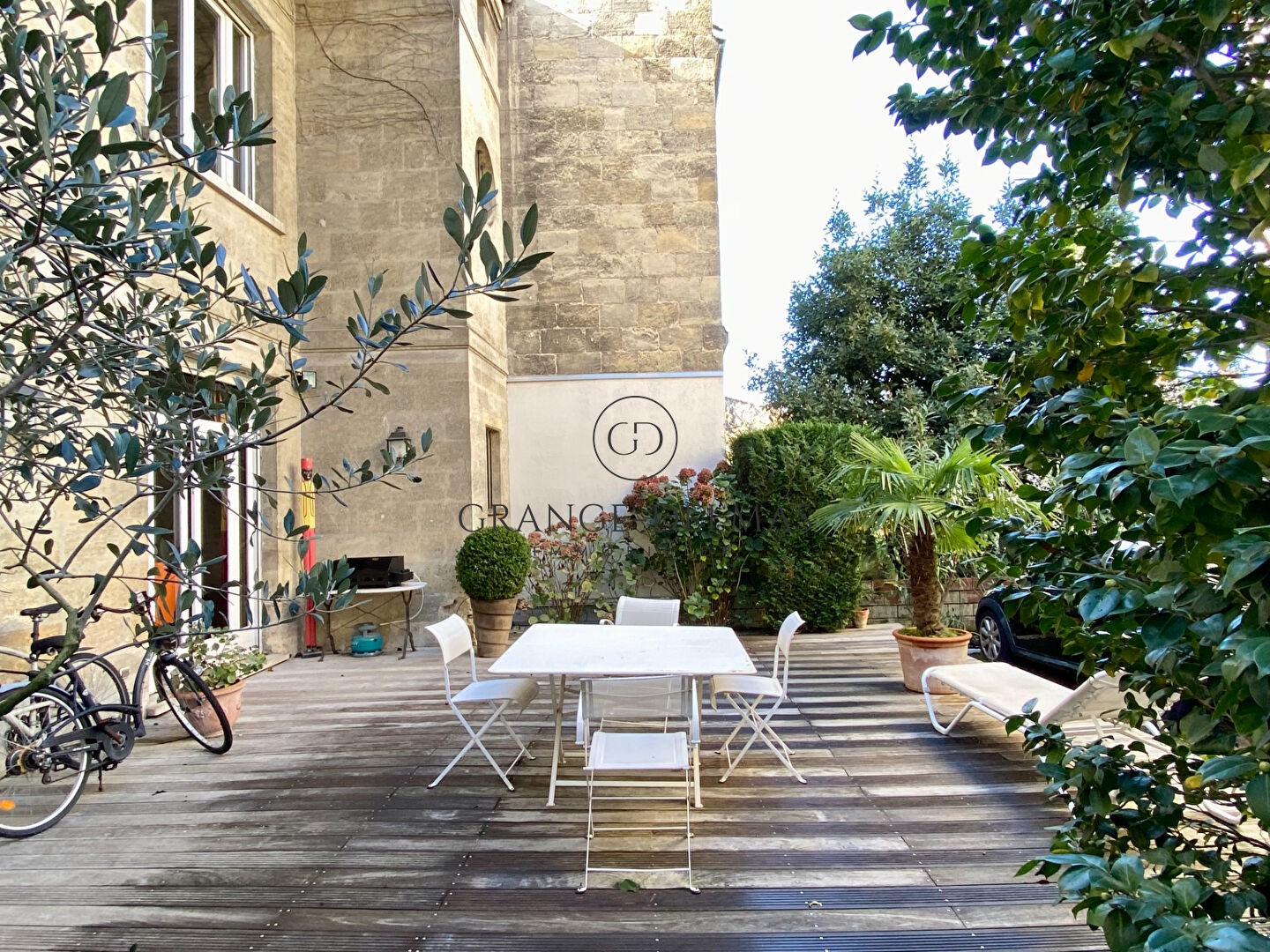 Annonce : vente maison de luxe Hôtel de Ville-Quinconce-Saint Seurin ...