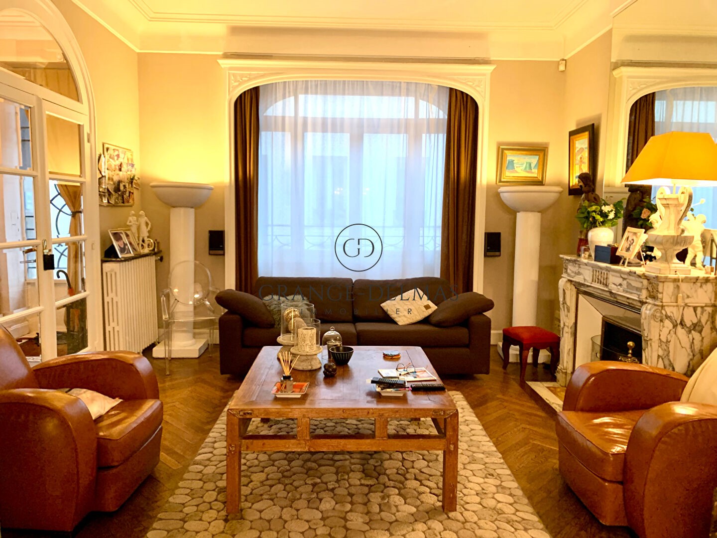 Annonce : vente maison de luxe Hôtel de Ville-Quinconce-Saint Seurin ...