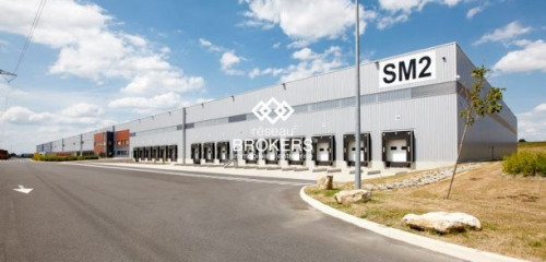 6242 locaux d'activités et entrepôts à louer en Île-de-France | SeLoger ...