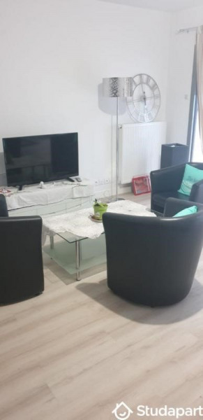 Location Studio Pessac - Appartement Chambre de service F1/T1/1 pièce ...