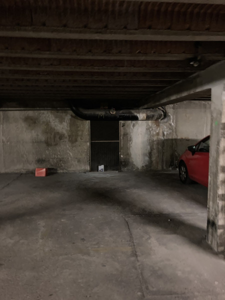 Location Parking Paris 20ème - Parking 10 m² 100€/mois - SeLoger