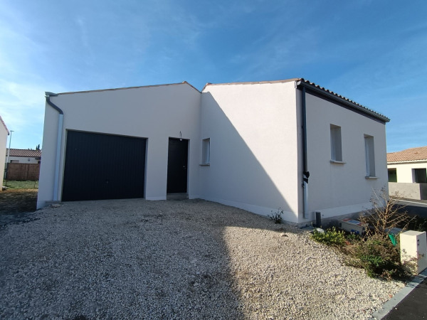 Vente maison 4 pièces Charron - maison F4/T4/4 pièces 89,4 m² 268000 ...