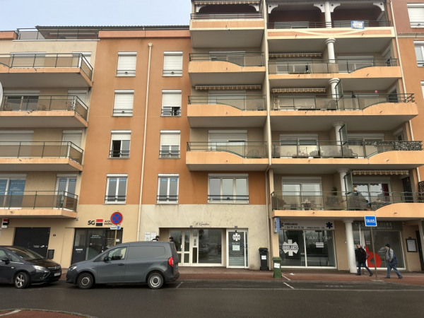 Location Appartement 2 pièces Montrond-les-Bains - Appartement F2/T2/2 pièces 49,3 m² 670€/mois ...