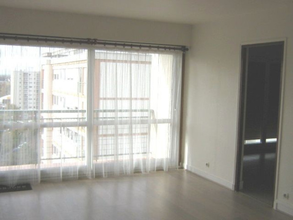 Location Appartement 3 pièces Le Mée-sur-Seine - Appartement F3/T3/3 ...