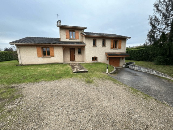 Location maison 6 pièces Pérouges - maison F6/T6/6 pièces 110,6 m² 1260 ...