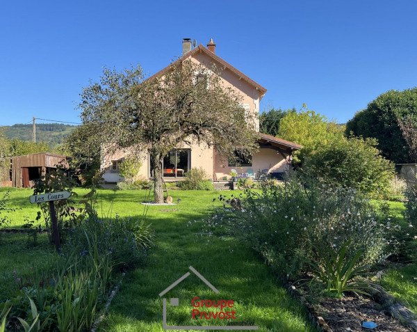 Vente maison 9 pièces Cluny - maison Maison de maître F9/T9/9 pièces 210 m² 395000€ - SeLoger