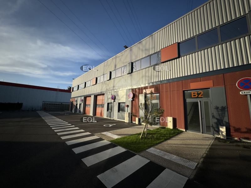 Location Local d'activités Corbeil-Essonnes (91) de 1317 m² - dispo immédiate | SeLoger bureaux ...