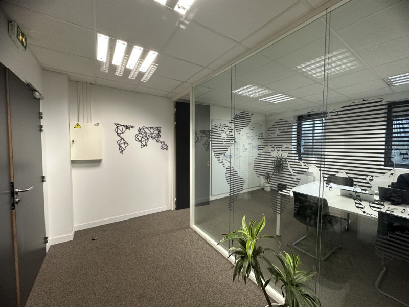 Bureau à vendre Nanterre (92) Parc-La Boule- Champs Pierreux de 329 m² ...